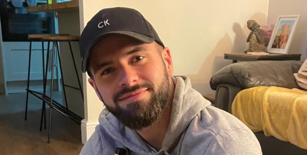 Rugby Player Tom Garratt in Intimate Gay Video