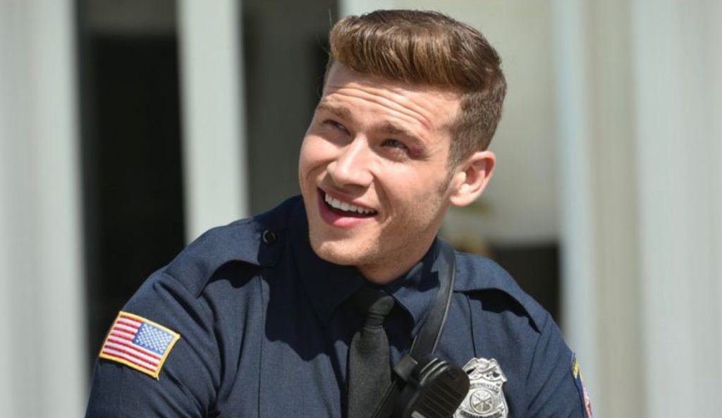 Oliver Stark: I Want to Keep Exploring Buck's Bisexuality