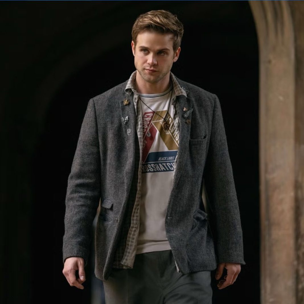 Leo Woodall Heads ‘Prime Target’ as a Queer Math Genius